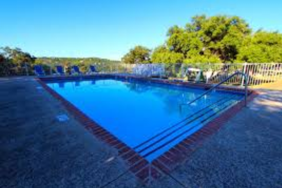 The Shores at Lake Travis: A Lakeside Escape into Texas Tranquility